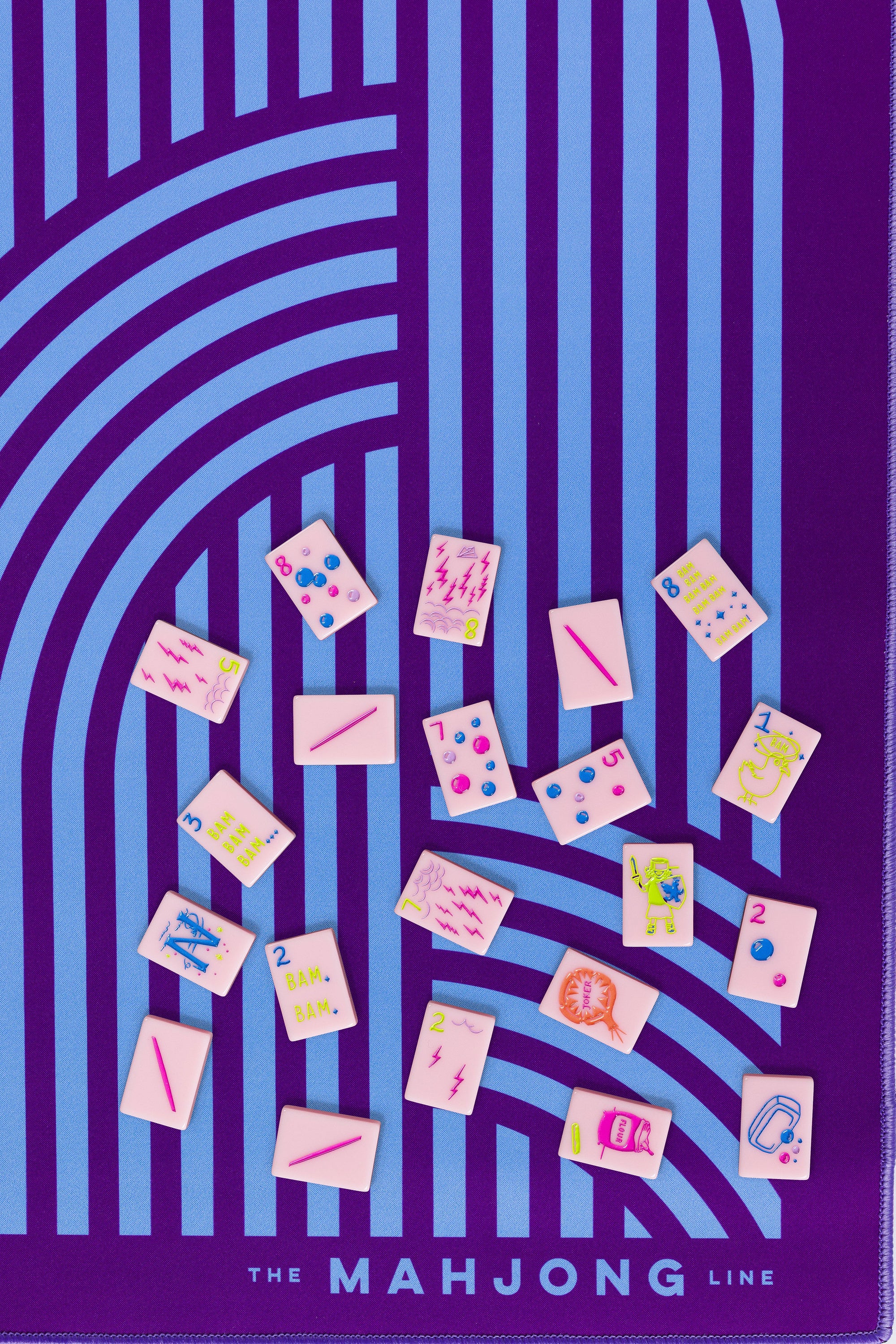 Purple Groovy Pattern Mat paired with Tiles– The Mahjong Line